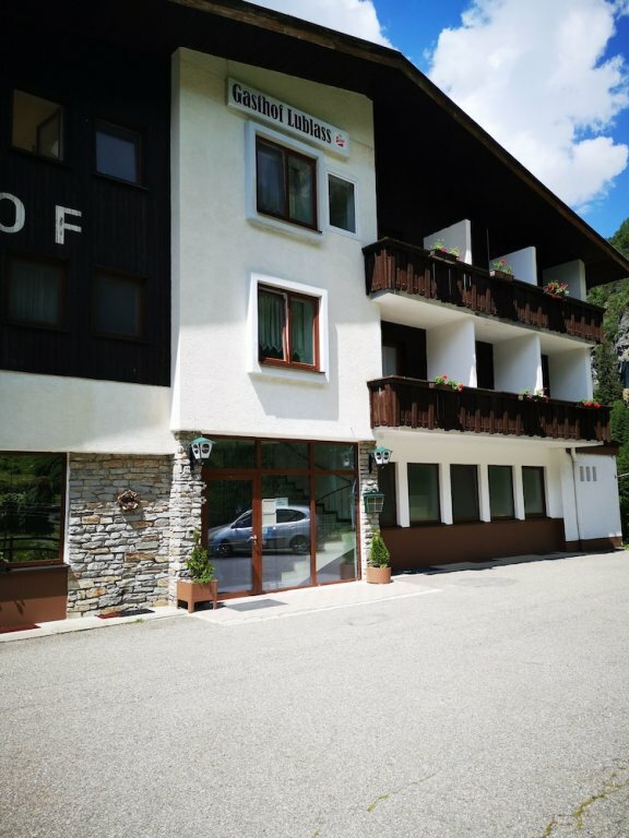 Otel Gasthof Lublass, Tirol, foto