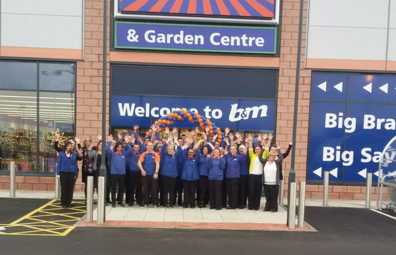 i̇ndirim ve fırsat sistemleri B&m Home Store with Garden Centre, İngiltere, foto