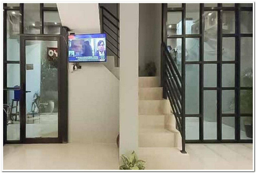 Otel Manukan Surabaya by RedDoorz, Surabaya, foto