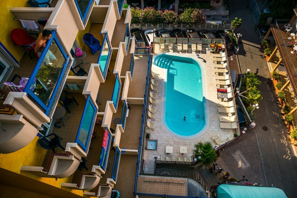 Otel Brioni, Dünya, foto