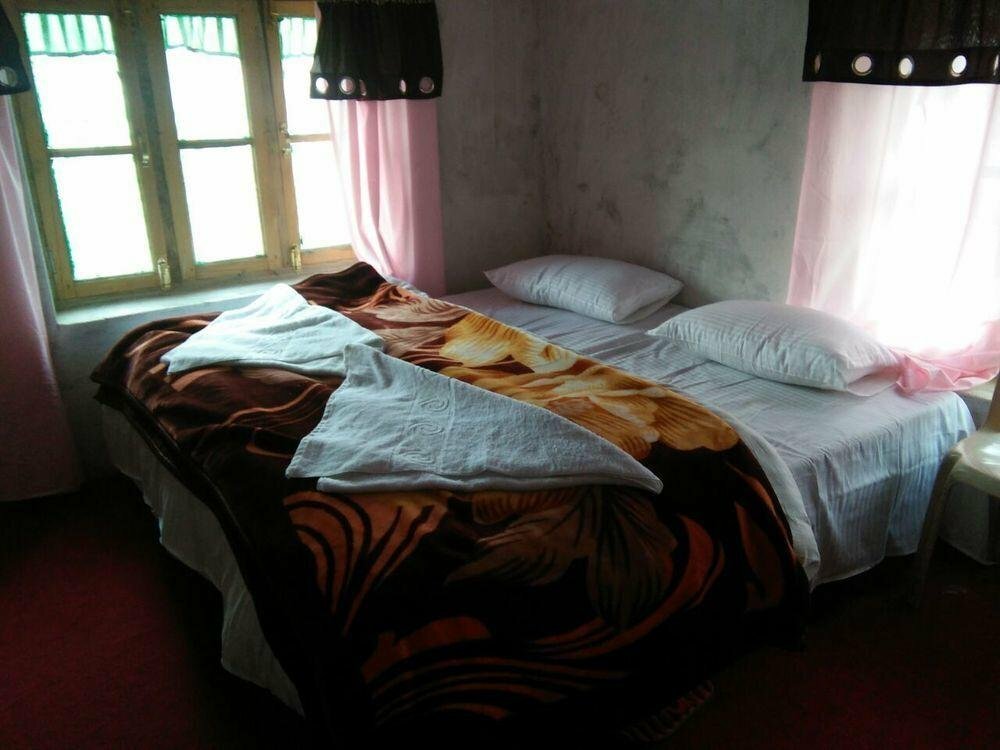 Otel Good Luck Guest House, Cemmu ve Keşmir, foto
