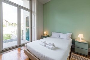 GuestReady - Crystal Sky (Rua da Piedade No:36, City of Porto), otel  Porto'dan
