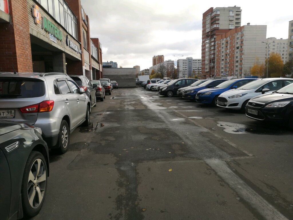 Otoparklar Гараж, Saint‑Petersburg, foto