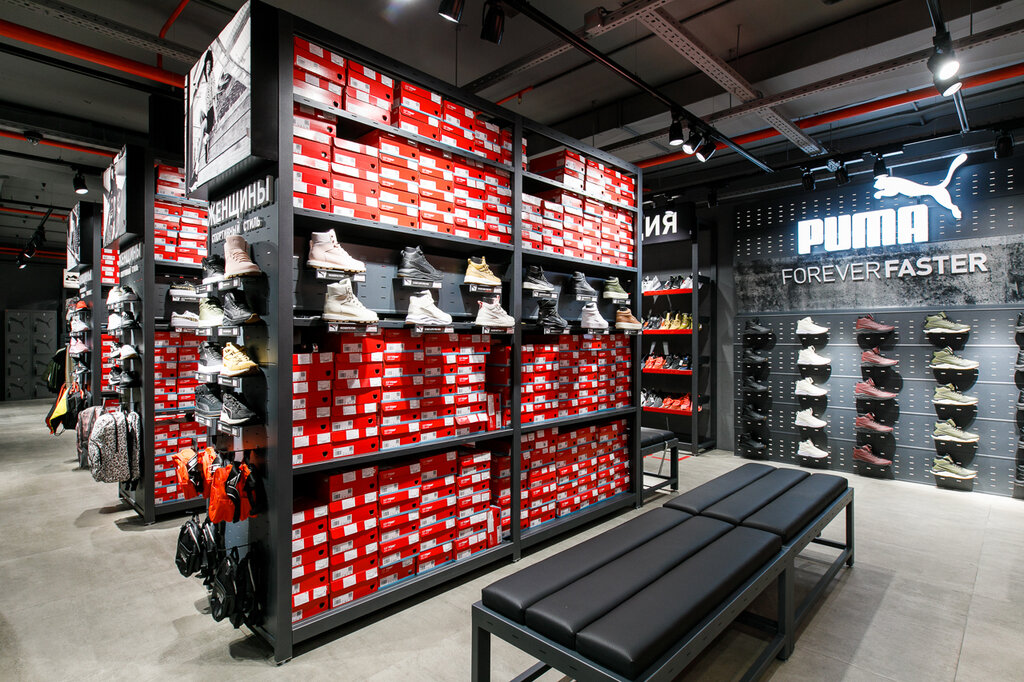 Spor giyim ve ayakkabı PUMA Outlet, Saint‑Petersburg, foto