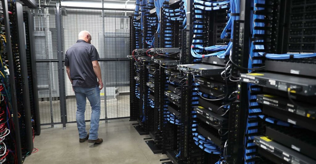Çekici hizmeti Server Movers, Texas, foto