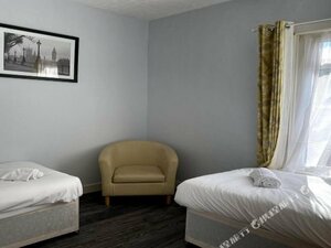 Huku Kwetu - Ferndale House (England, Kent County, Medway Towns, Four Elms Hill), otel  İngiltere'den