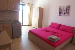 Besimi Apartments (Durrës County, Rinia), otel  Avlonya İli'nden