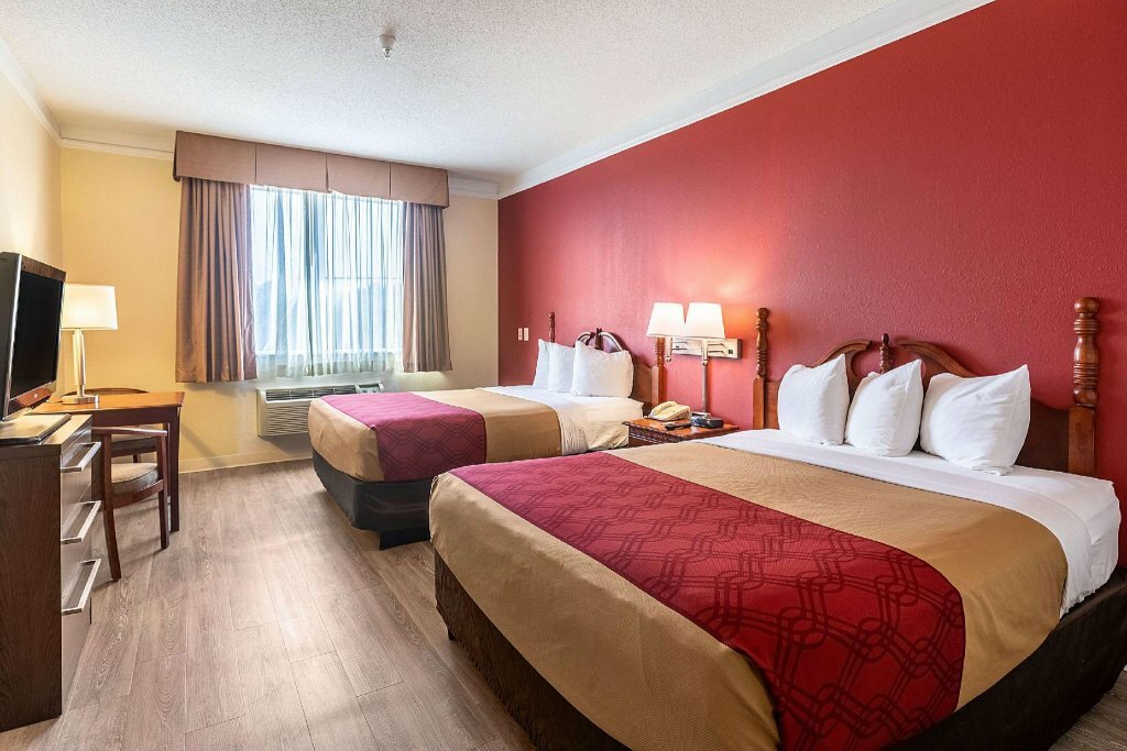 Otel Econo Lodge Inn & Suites, Georgia Eyaleti, foto
