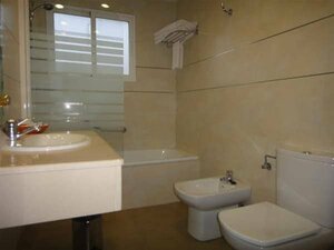 Hostal Real (Comunidad Autónoma de Extremadura, Cáceres, Avenida Salamanca, 17), otel