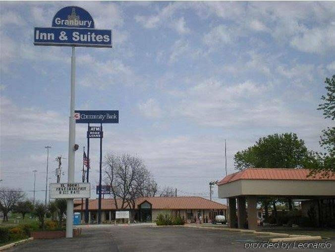 Otel Granbury Inn & Suites, Granbury, foto