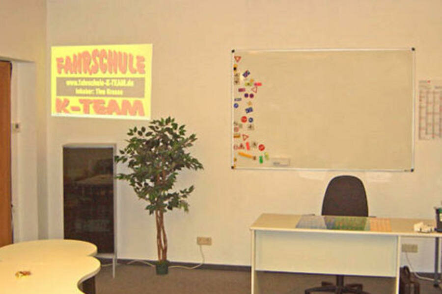 Sürücü kursları Fahrschule K-team Inh. Tino Krause, Saksonya, foto