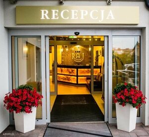 Pensjonat & SPA Raj (Lower Silesian Voivodeship, Wałbrzych, ulica 1 Maja, 22), otel  Rajgrod'dan