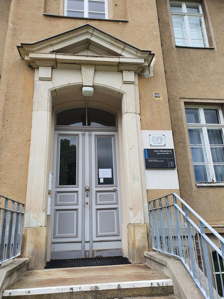 Üniversiteler Technische Universtität Bergakademie Freiberg, IKGB Institute für Keramik, Glas und Baustoff, Freiberg, foto