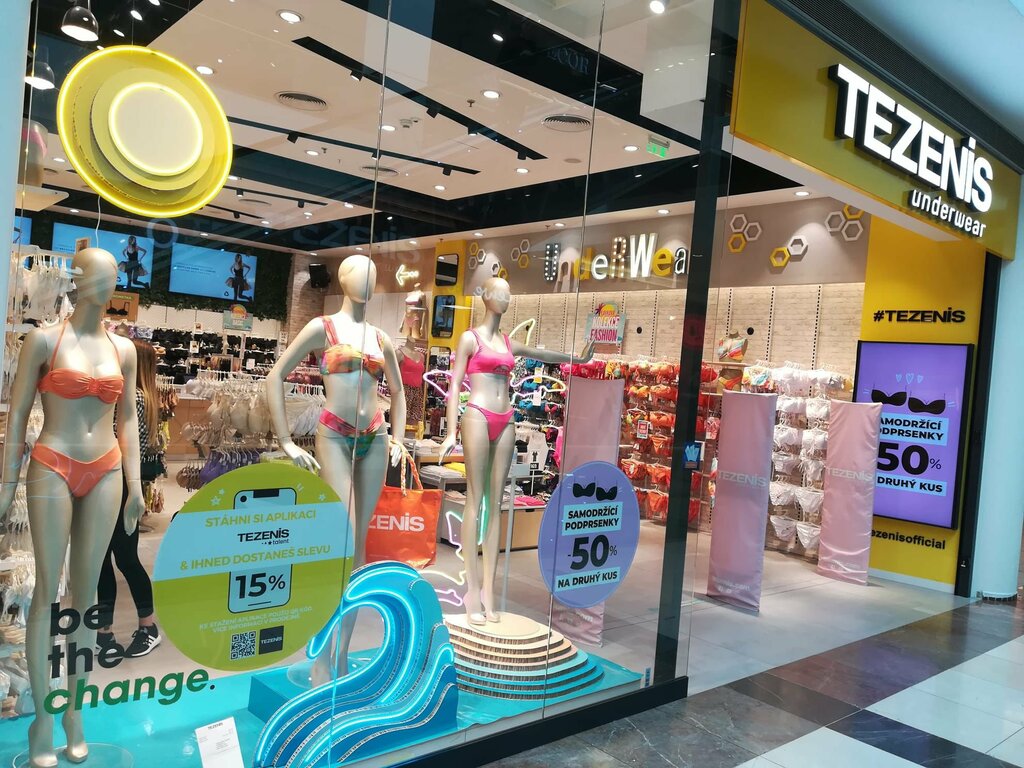 Giyim mağazası Tezenis, Pardubice, foto