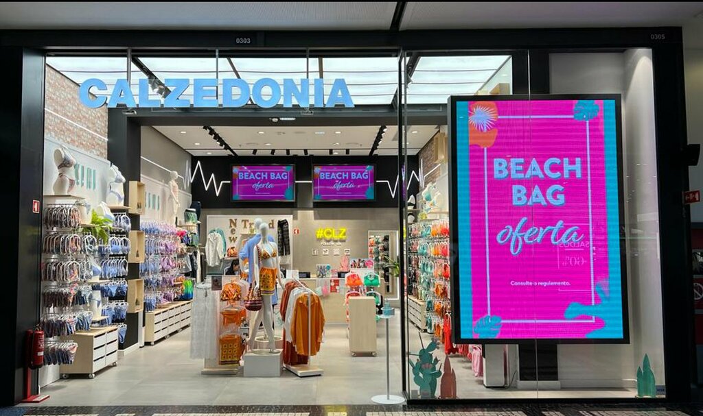 Giyim mağazası Calzedonia, Porto, foto