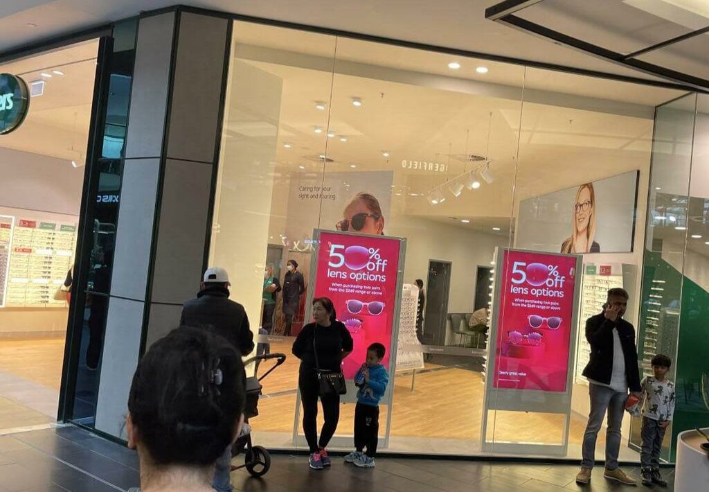 Giyim mağazası Specsavers Optometrists & Audiology - Highpoint S/c, Melbourne, foto