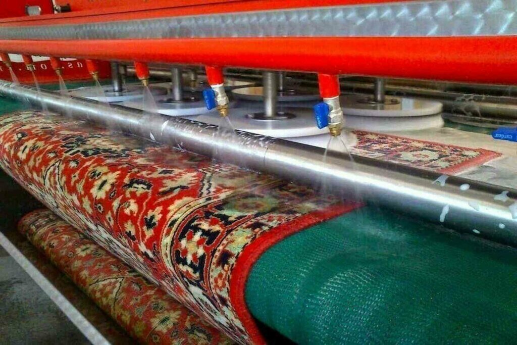Halı yıkamacılar Klever. Kilem, Almatı, foto