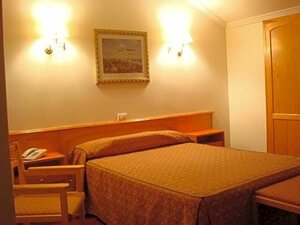 San Juan (Rúa Cesteiro 6,36994 San Juan de Poio,Pontevedra,), otel  Galisya'dan