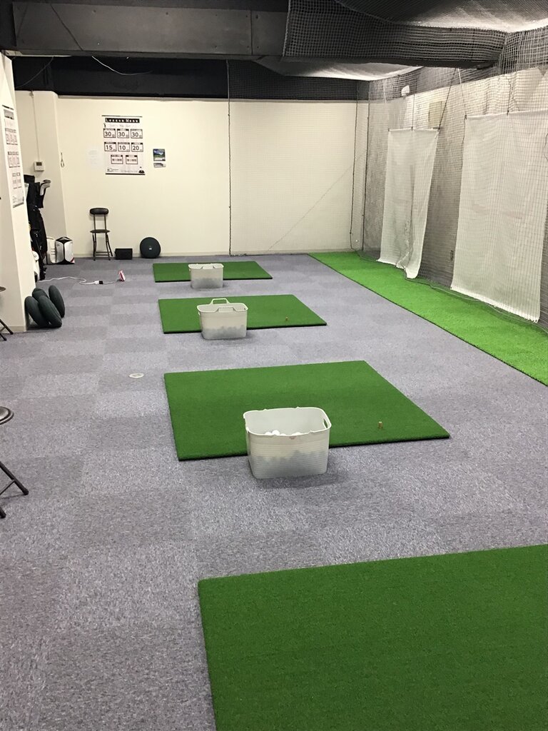 Golf kulüpleri 上本町駅前ゴルフスクール, Osaka, foto