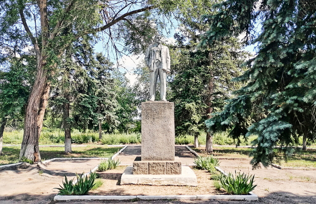 Anıt, heykel В.И. Ленин, Volgogradskaya oblastı, foto