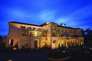 Ambrosia Sarovar Portico (National Highway 34), otel  Haridwar'dan