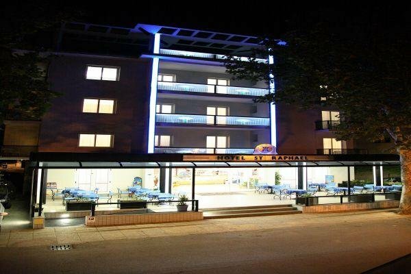 Otel Hotel Saint Raphael, Rimini, foto