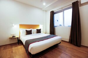 Oyo Townhouse Rcc Elite 265 Begumpet (State of Andhra Pradesh, Chittoor District, Village of Picthatur, Hamlet of Teachers Colony), otel  Haydarabat'tan