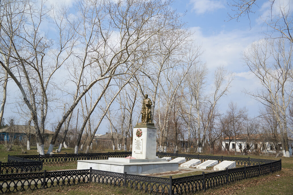Anıt, heykel Погибшим в Великой Отечественной войне, Çeliabinskaya oblastı, foto
