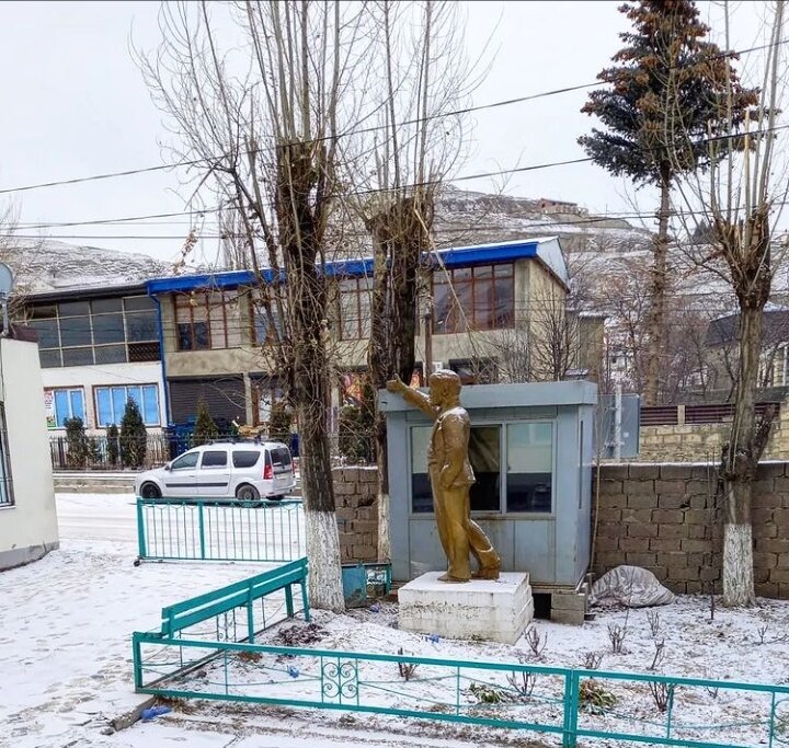 Anıt, heykel В.И. Ленин, Dağıstan, foto