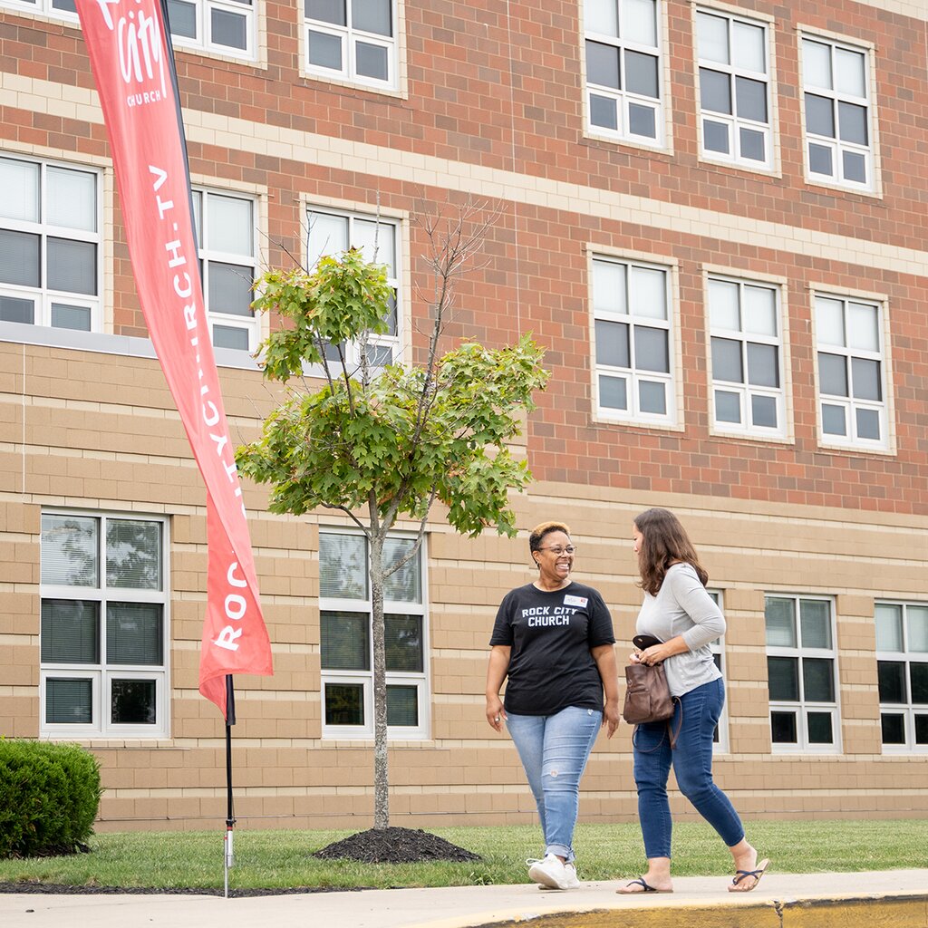 Dini dernekler Rock City Church Whitehall, Columbus, foto
