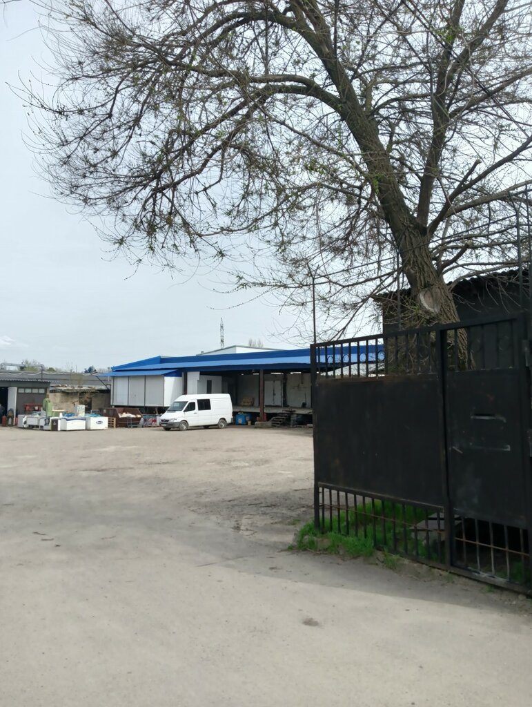 Ticari gayrimenkul alım satımı Migon, Stavropol, foto