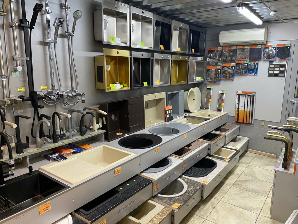 Banyo ve klozet mağazaları Сантехника, Naberejniye Çelny (Yar Çallı), foto