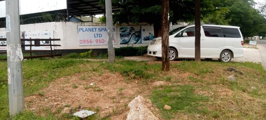 Otomobil servisi Planet Spares Ltd, Lusaka, foto
