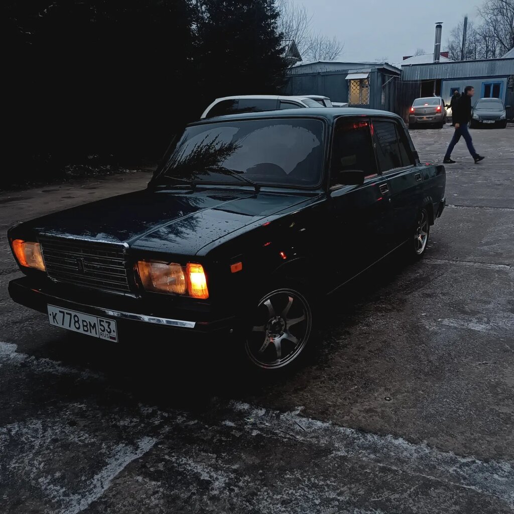 Otomobil servisi Шапи Воркшоп, Pestovo, foto