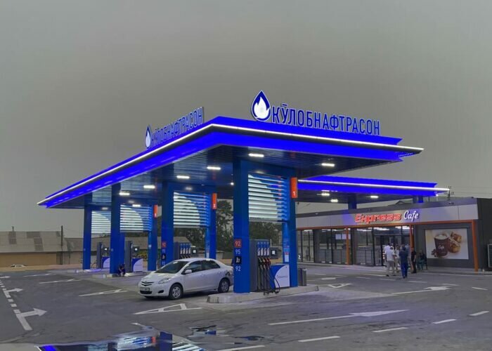 Benzin istasyonu Кулобнафтрасон, Kulâb, foto