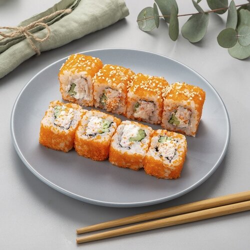 Suşi restoranı Sushichef, Tixvin, foto