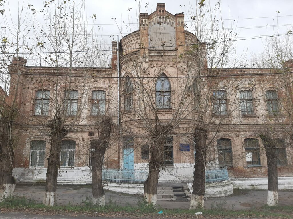 Anıt levhası, anıt taş Герою Советского Союза Александру Петровичу Назарову, Achinsk, foto