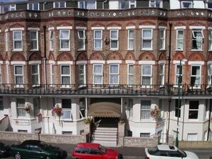 Glendevon Hotel (England, Bournemouth), otel  Bournemouth'tan
