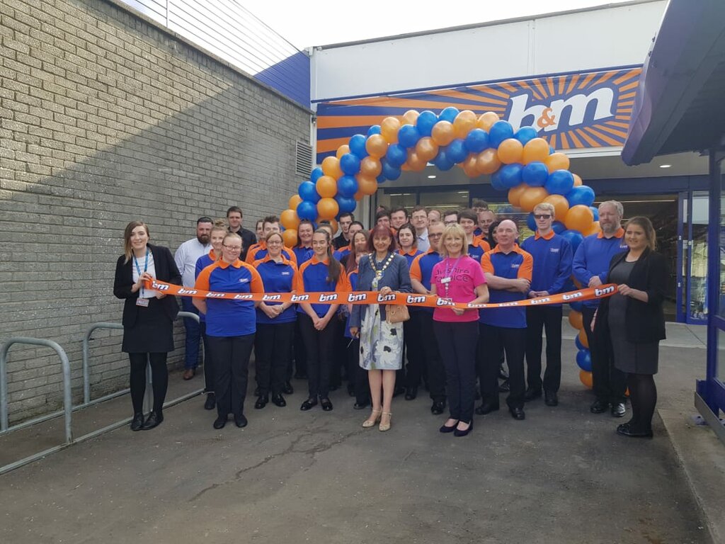 Şans oyunları B&m Store, Ayr, foto