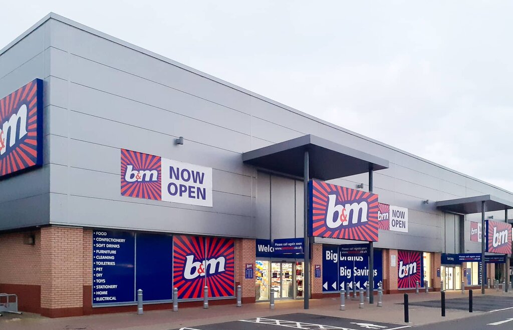 i̇ndirim ve fırsat sistemleri B&m Home Store, İskoçya, foto