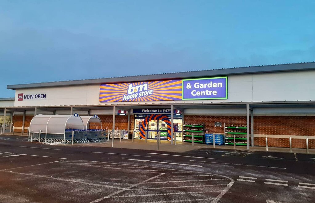 i̇ndirim ve fırsat sistemleri B&m Home Store with Garden Centre, İskoçya, foto