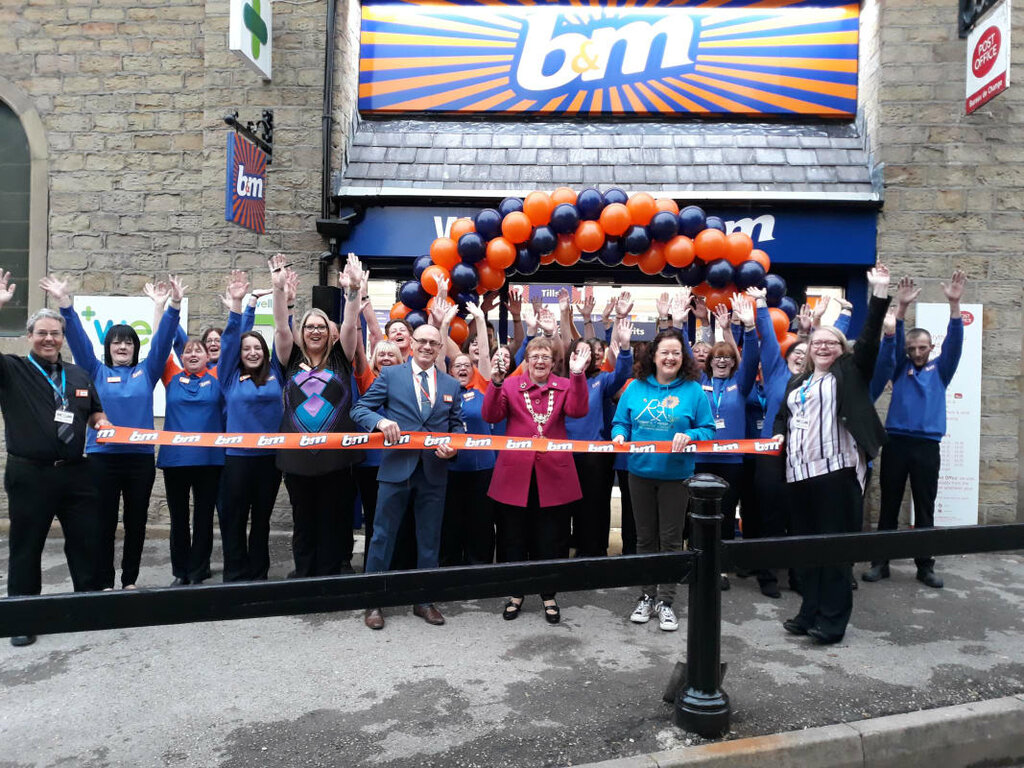Şans oyunları B&m Store, İngiltere, foto