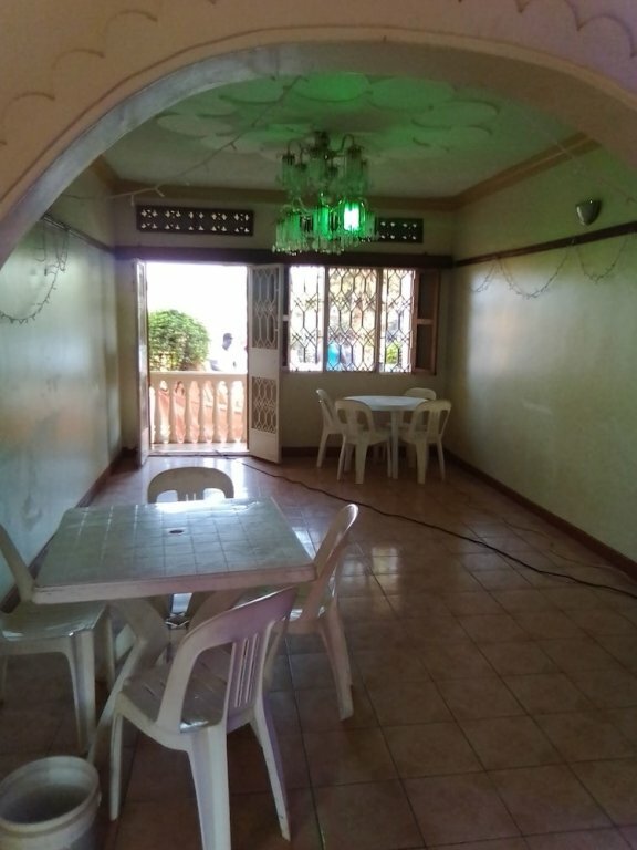 Otel Rockside Guest House, Entebbe, foto