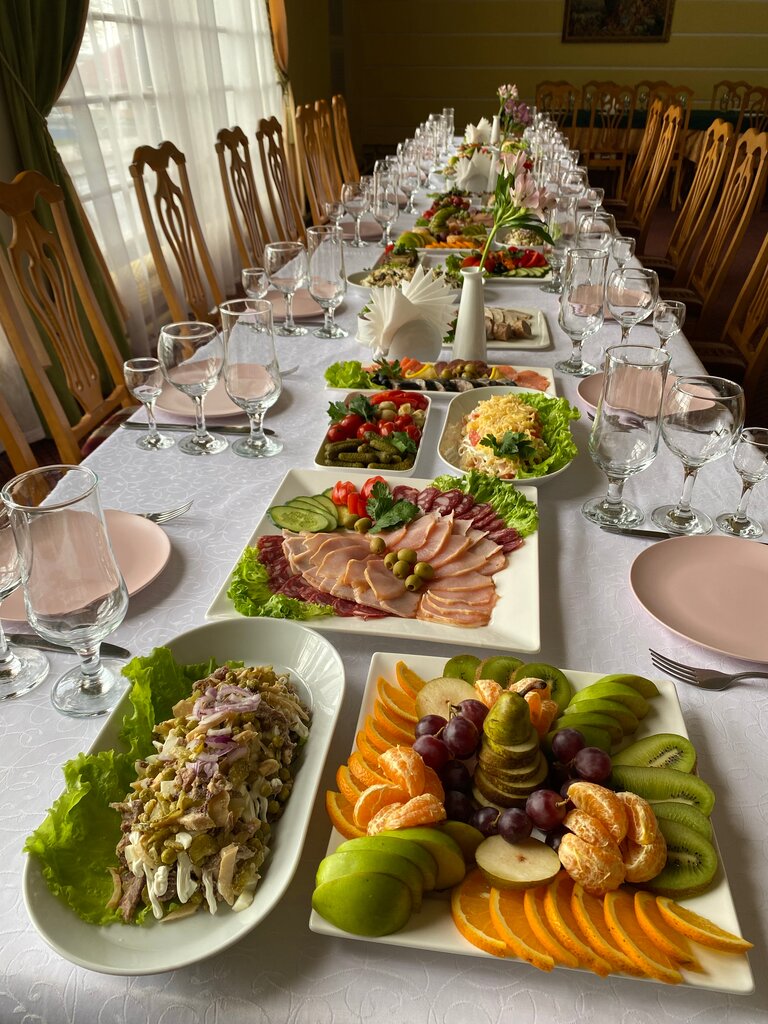 Restoran Stary zamak Molodechno, Molodchenko, foto
