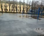 Sports ground (Volgograd Region, Volzhsky, 19-y kvartal), spor alanı  Voljski'den