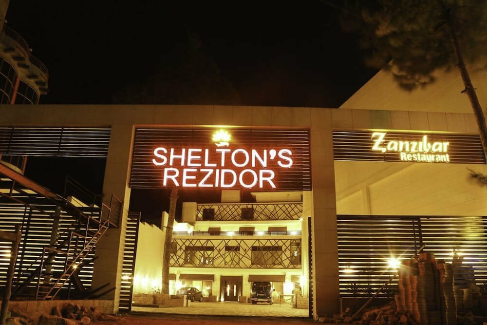 Otel Shelton's Rezidor Swat, , foto