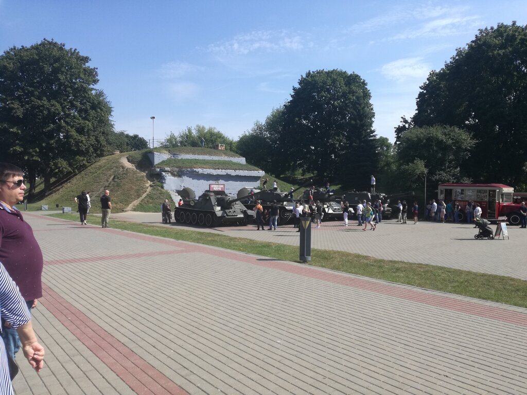 Teknoloji anıtı Танк Т-44, Brest, foto