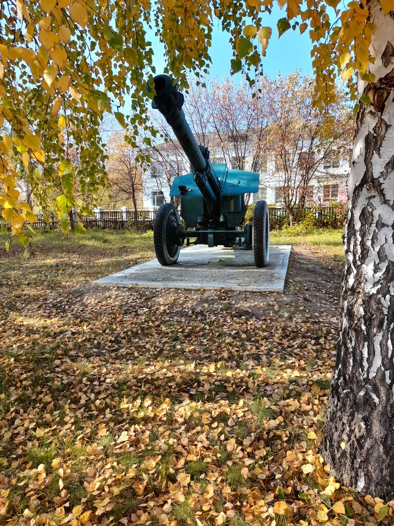 Anıt, heykel Мемориальный комплекс в с. Журавлево, Kurganskaya oblastı, foto