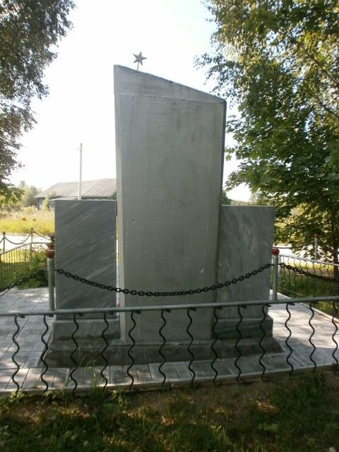 Anıt, heykel Погибшим в Великой Отечественной войне, Vologodskaya oblastı, foto