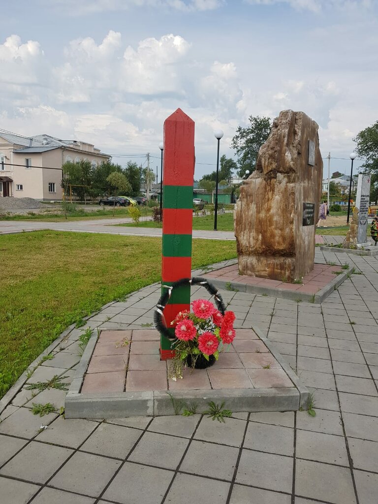 Anıt, heykel Пограничный столб, Kamyşlov, foto